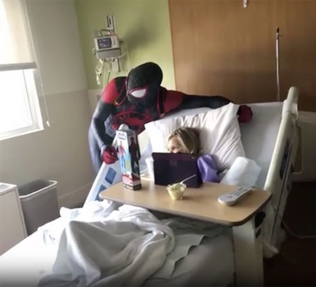 Kind Man Went To Children's Hospitals In All 50 States Dressed As A ...